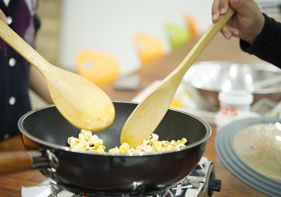 [Yeongcheon] Making Peach Popcorn experience - Seoul PASS